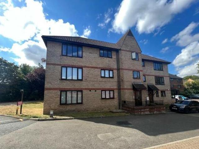 2 Bedroom Flat For Sale In Out Risbygate