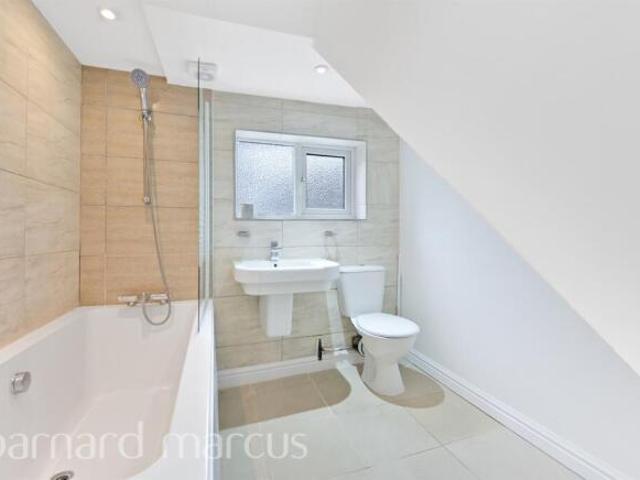 2 bedroom flat for sale in Oval Road, Croydon, CR0