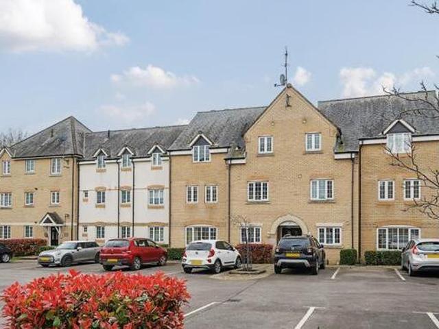 2 Bedroom Flat For Sale In Oxford