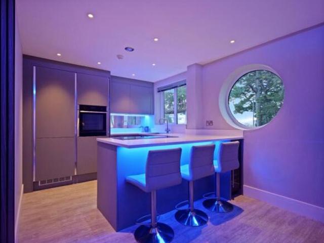 2 bedroom flat for sale in Panorama Road, Sandbanks, BH13