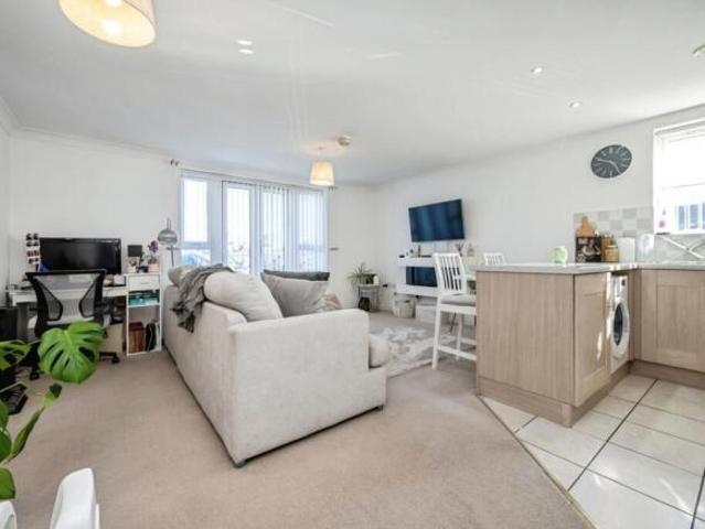 2 bedroom flat for sale in Palgrave Road, BEDFORD, Bedfordshire, MK42