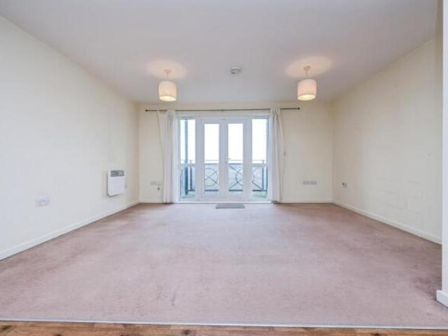 2 bedroom flat for sale in Palgrave Road, Bedford, Bedfordshire, MK42