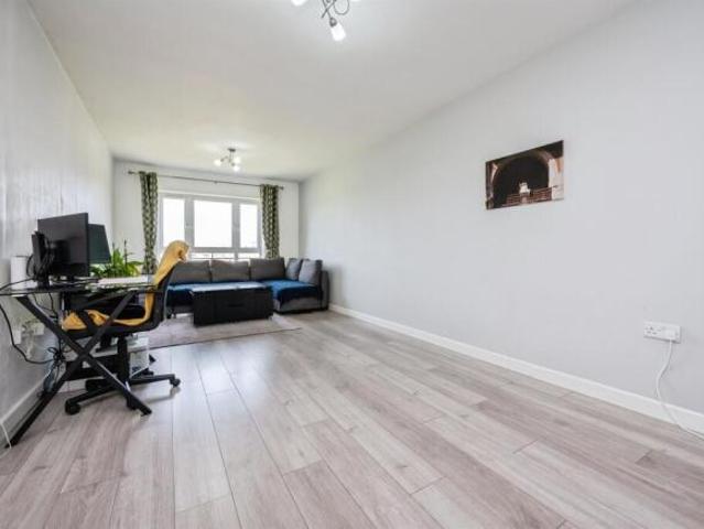 2 bedroom penthouse for sale in Palgrave Road, BEDFORD, MK42