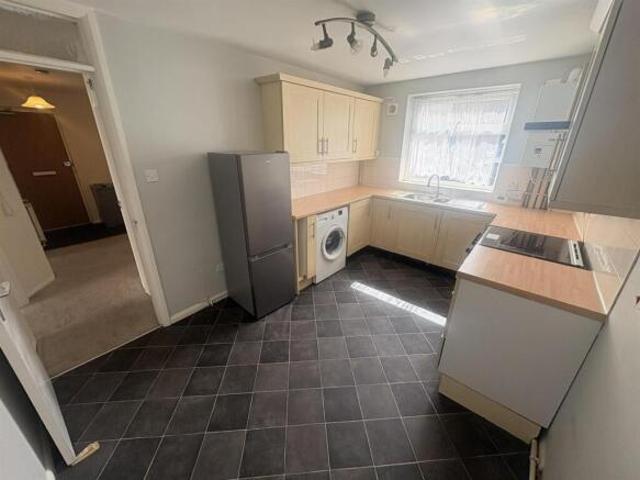 2 bedroom flat for sale in Palmerston Road, Southsea, PO5