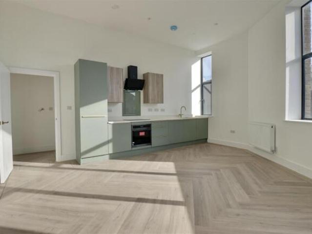 2 bedroom flat for sale in Palmerston Road, Southsea, PO5