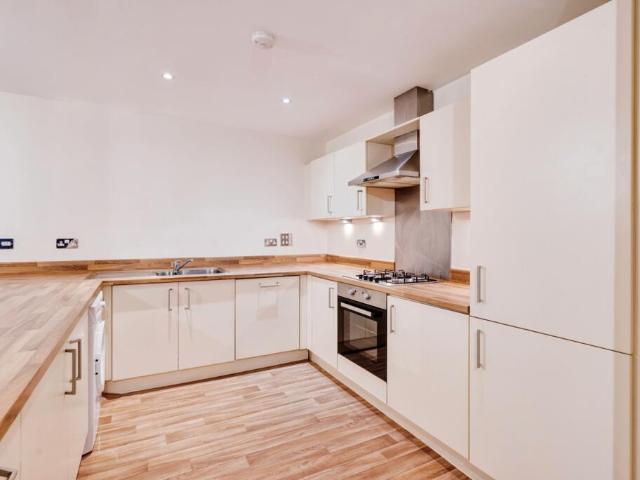 2 bedroom flat for sale in Palmerstones Court, Bolton, Greater Manchester, BL1