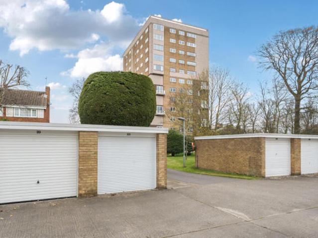 2 bedroom flat for sale in Park Place, Park Parade, Harrogate, North Yorkshire, HG1