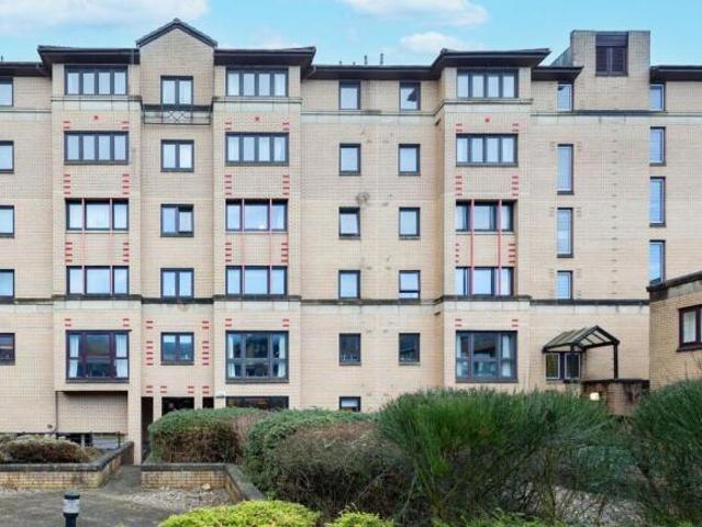 2 bedroom flat for sale in Parsonage Square, Flat 7 Graeme House, G4