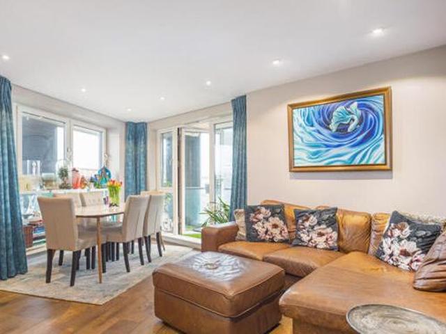 2 Bedroom Flat For Sale In Parsons Green