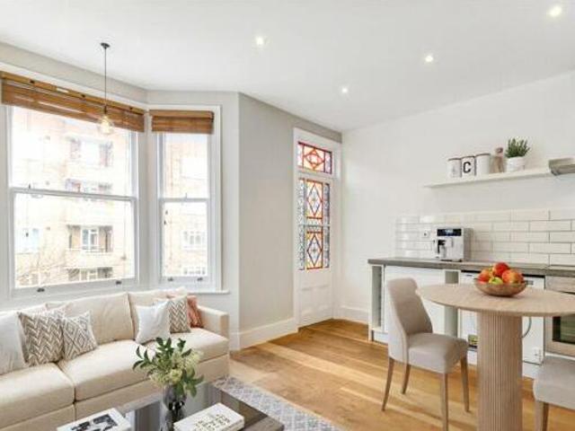 2 Bedroom Flat For Sale In Parsons Green