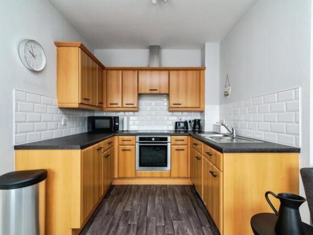 2 bedroom flat for sale in Pavior Road, Nottingham, NG5