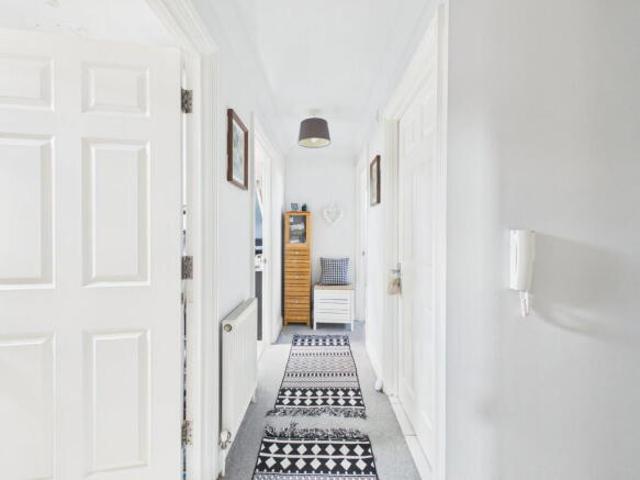 2 bedroom flat for sale in Pavilion Road, Worthing, West Sussex, BN14 7EF, BN14