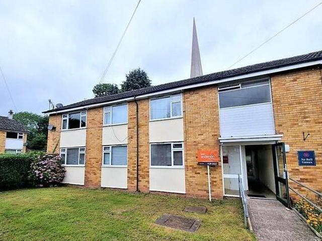 2 Bedroom Flat For Sale In Peterchurch, Hereford