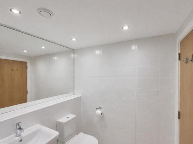 2 bedroom flat for sale in Peters Gate, Bearsden, Glasgow, G61 3RY, G61