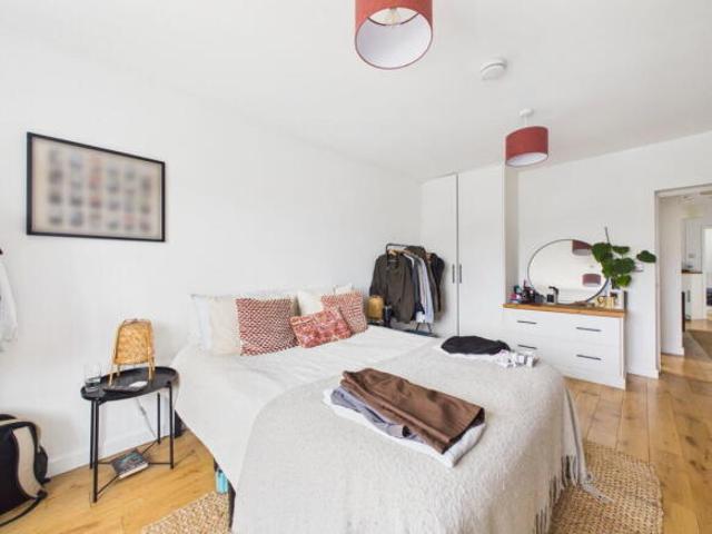 2 bedroom flat for sale in Pevensey Road, Worthing, BN11 5NS, BN11