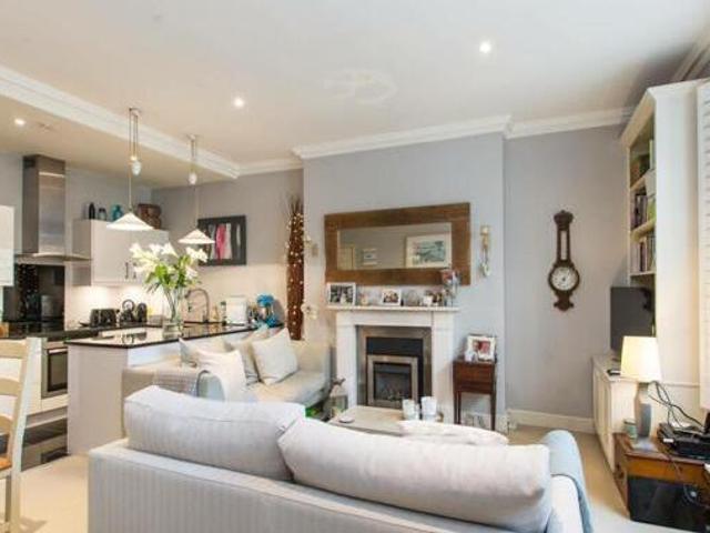 2 Bedroom Flat For Sale In Pimlico, London