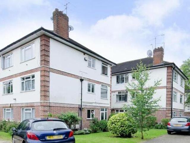 2 Bedroom Flat For Sale In Pinner