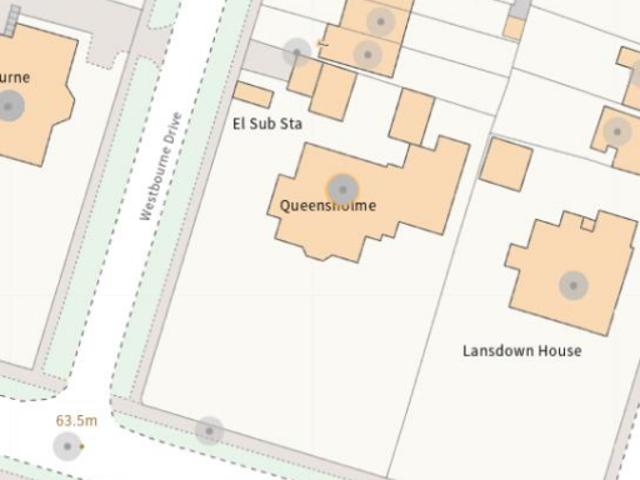 2 bedroom flat for sale in Pittville Circus Road, Cheltenham, GL52