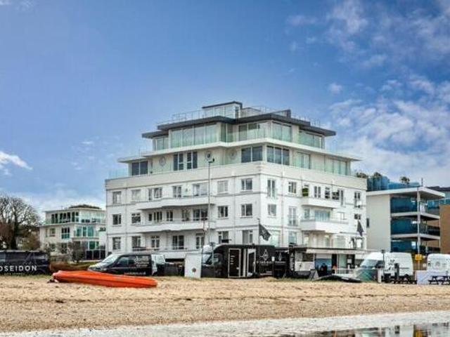 2 Bedroom Flat For Sale In Poole