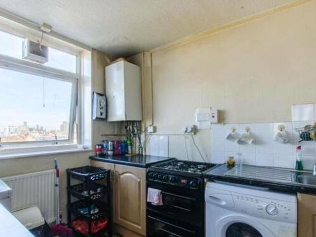 2 Bedroom Flat For Sale In Poplar, London