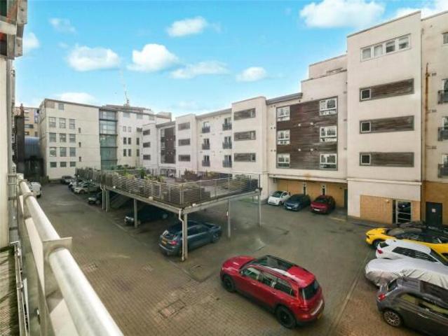 2 bedroom flat for sale in Port Dundas Road, Glasgow, City, G4