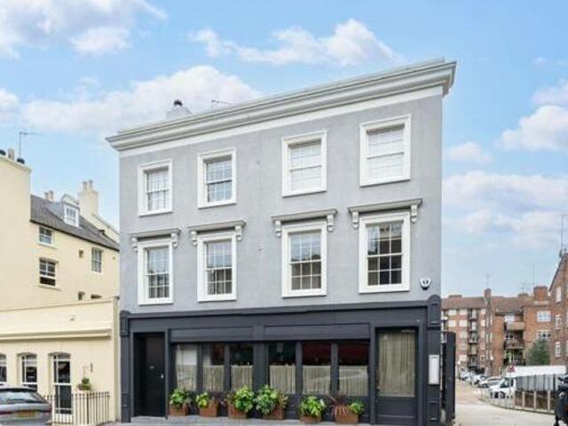 2 Bedroom Flat For Sale In Portobello, London
