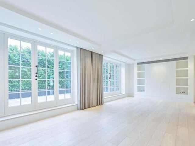 2 Bedroom Flat For Sale In Portobello, London