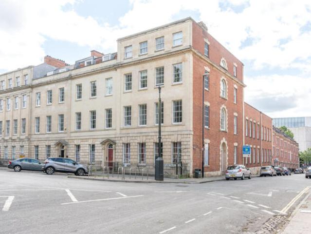 2 bedroom flat for sale in Portland Square, Bristol, BS2