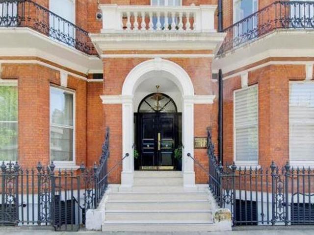 2 Bedroom Flat For Sale In Portman Estate, London