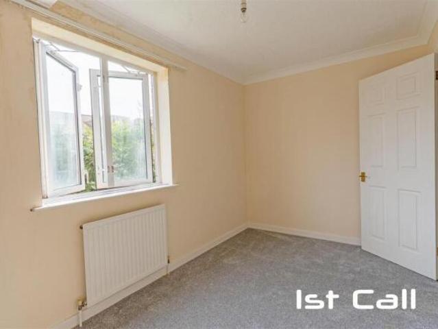 2 bedroom flat for sale in Pleasant Road, Southend On Sea, SS1