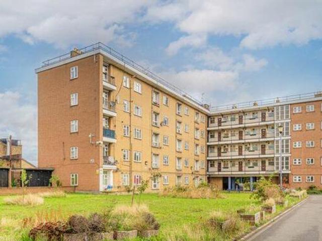 2 Bedroom Flat For Sale In Prout Road