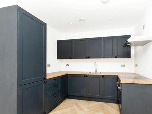 2 Bedroom Flat For Sale In Preston, Lancashire
