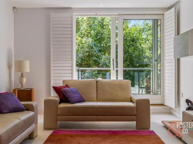 2 bedroom flat for sale in Preston Park Avenue, Brighton, BN1