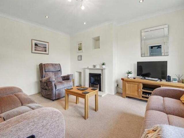 2 bedroom flat for sale in Priestwood Close, Thornhill Park, SO18