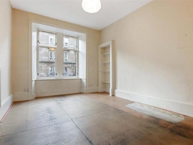 2 bedroom flat for sale in Prince Edward Street, Glasgow, G42