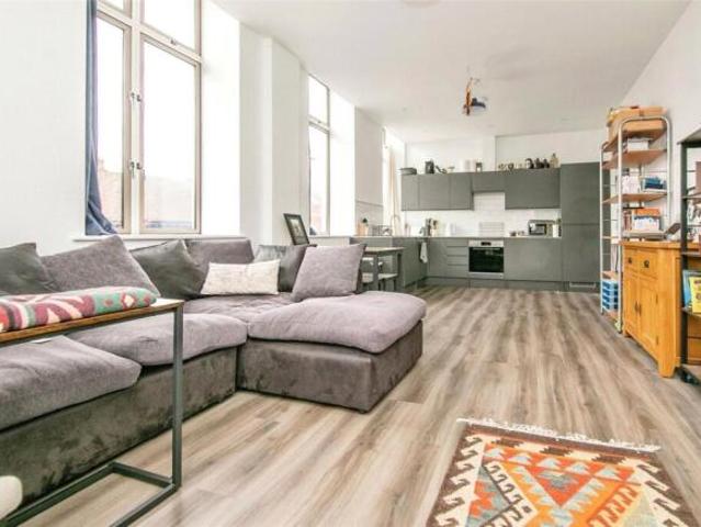 2 bedroom flat for sale in Princes Street, Ipswich, Suffolk, IP1