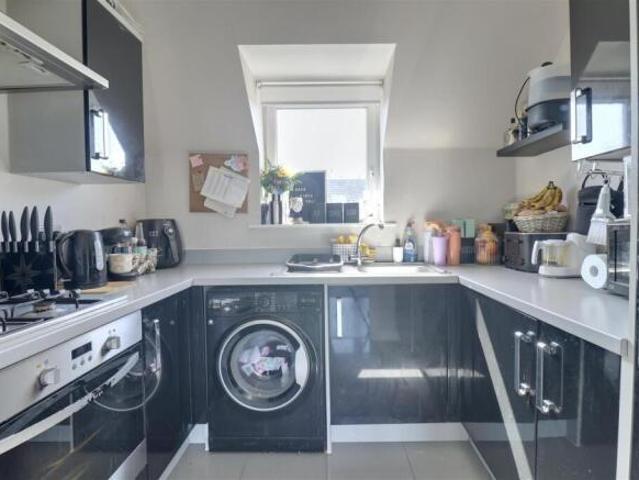 2 bedroom flat for sale in Principle Court, Tudor Crescent, Cosham, PO6