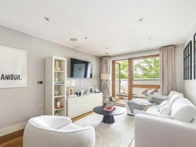 2 Bedroom Flat For Sale In Putney Hill