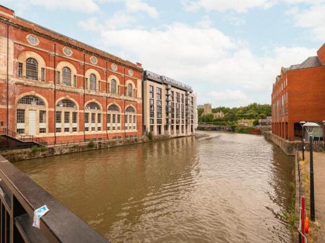 2 bedroom flat for sale in Queen Street, St. Philips, BS2