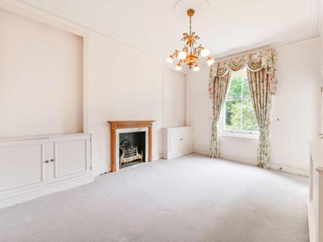 2 bedroom flat for sale in Randolph Avenue, Maida Vale, London, W9
