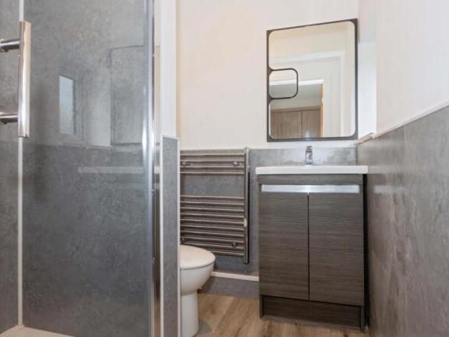 2 bedroom flat for sale in Raglan Court, Grand Avenue, Worthing, BN11