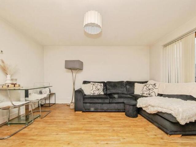 2 bedroom flat for sale in Rapier Street, Ipswich, IP2