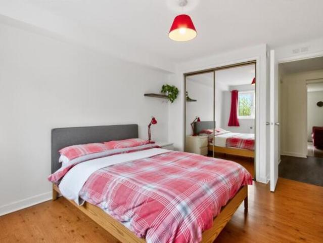 2 bedroom flat for sale in Ratho Drive, Glasgow, G21
