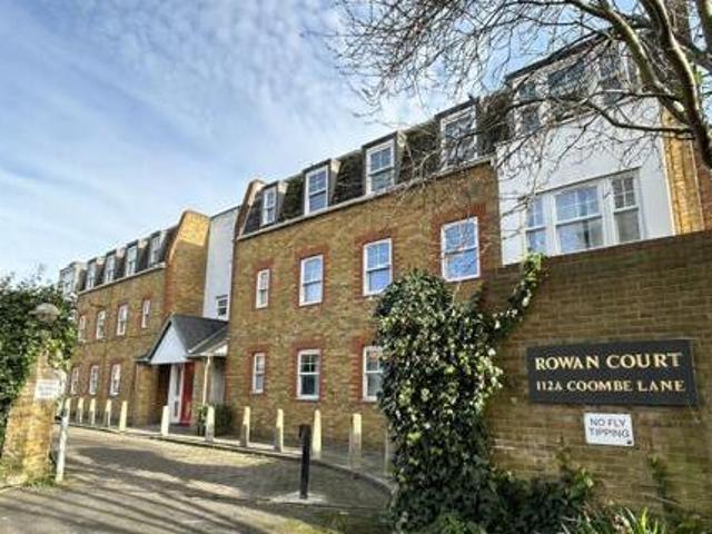 2 Bedroom Flat For Sale In Raynes Park, London