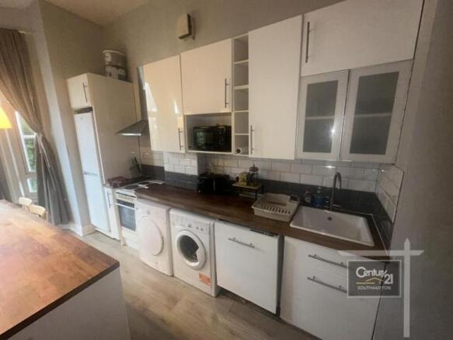 2 bedroom flat for sale in |Ref: L822424|, Forder Court, 41 St. Cross Road, Winchester, SO23 9HP, SO23