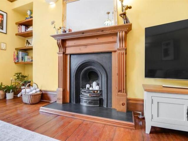2 bedroom flat for sale in Regent Moray Street, Yorkhill, Glasgow, G3