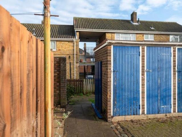 2 bedroom flat for sale in Regina Road, Norwich, NR1