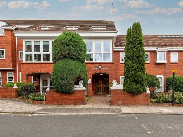2 bedroom flat for sale in Reid Park Road, Jesmond, NE2