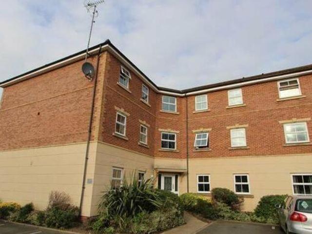 2 Bedroom Flat For Sale In Rhos On Sea, Colwyn Bay