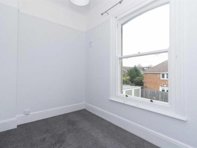 2 bedroom flat for sale in Richmond Road, Worthing, BN11